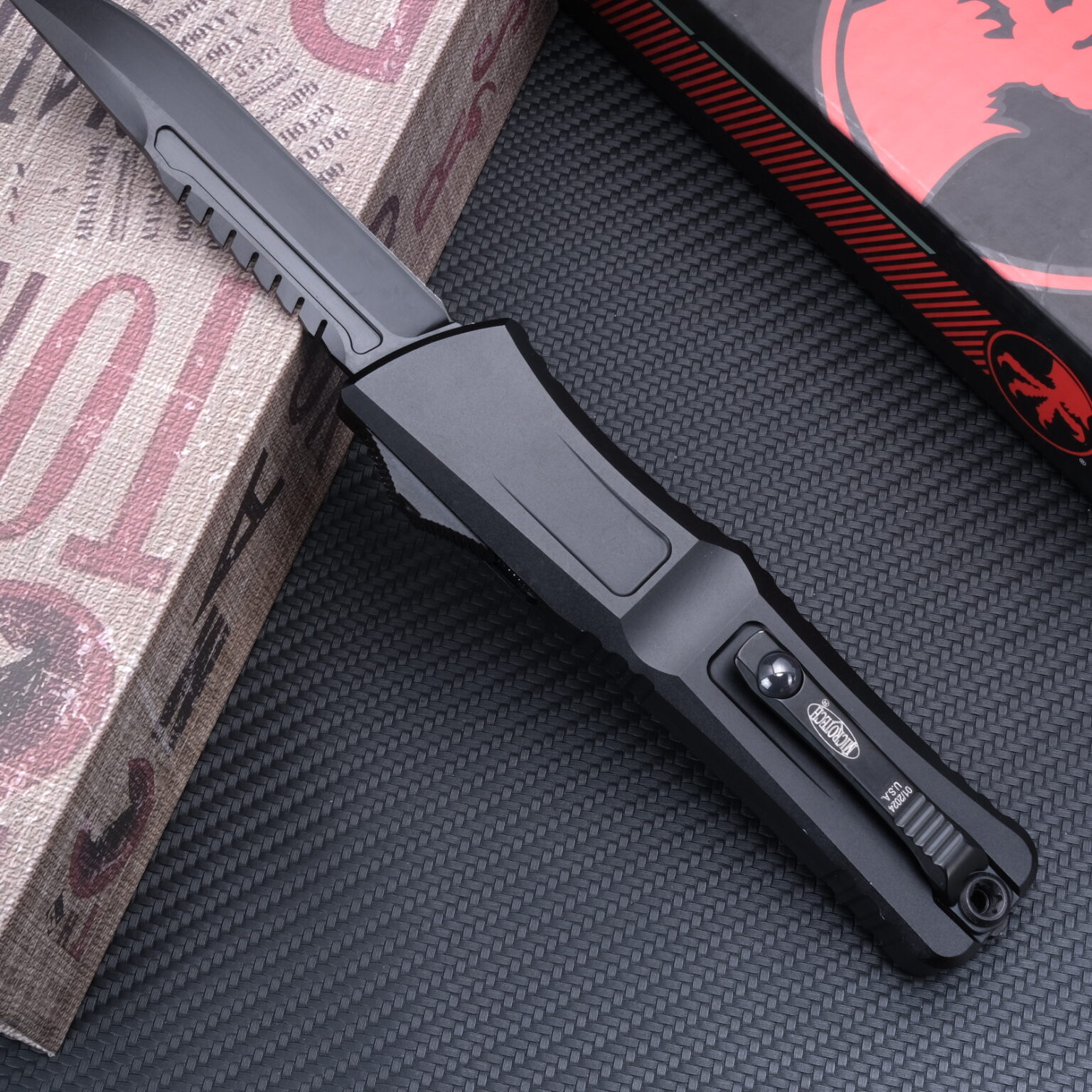 CT-III OTF Tactical Knife — Outdoor Camping & EDC Knife - HikeTool